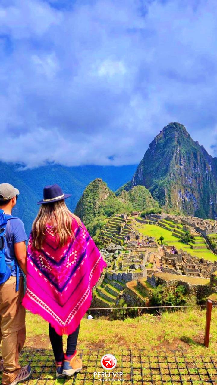Tour Machu Picchu 1 día tren expedition o voyager | Perú Vip Viajes ...